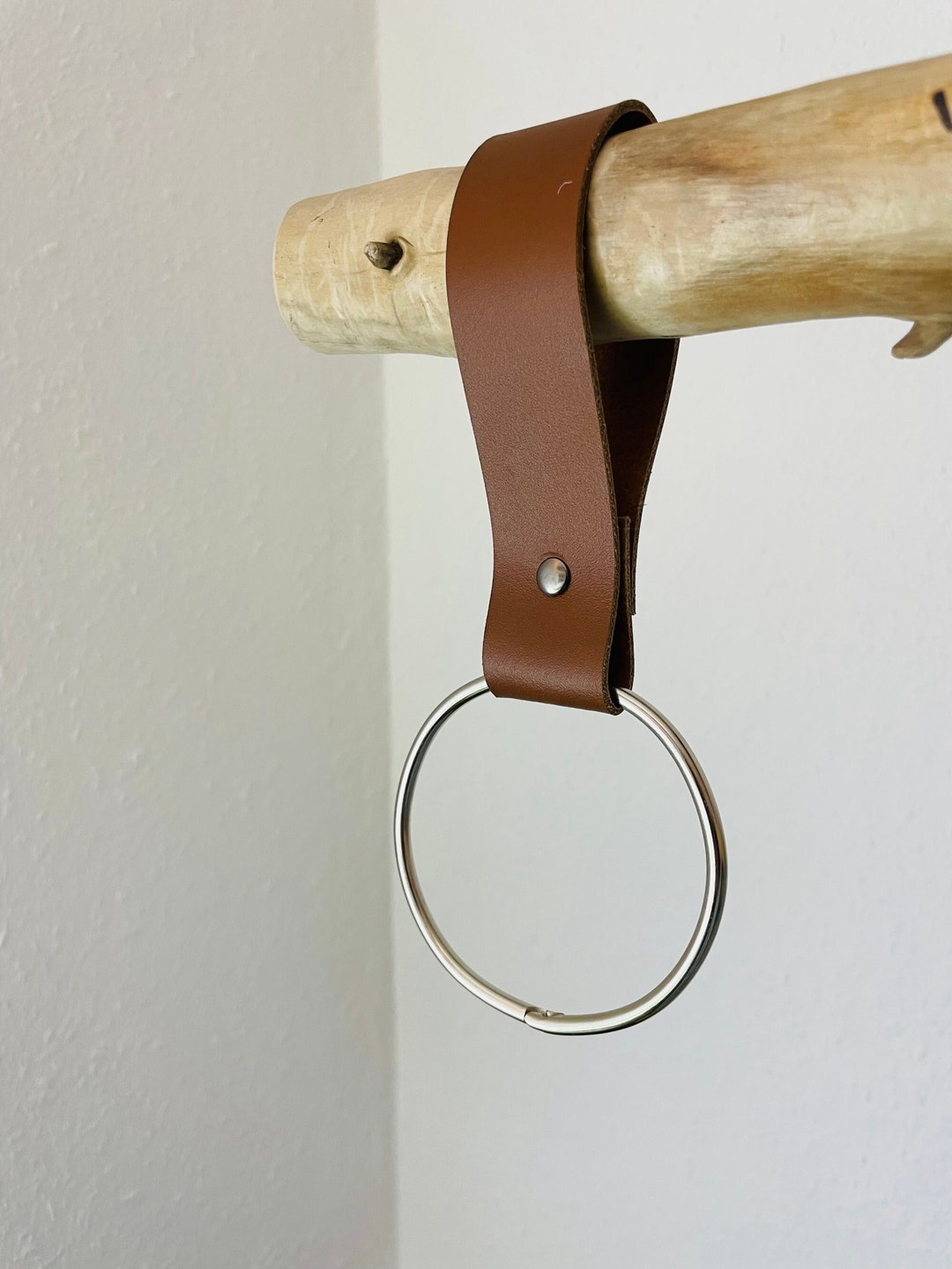 Wardrobe Belt Scarf Ring Hanger Holder Hanging Organizer Storage Rod ...