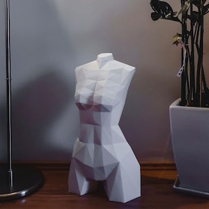 FEMALE BODY - DIY - 3D -origami - Papercraft - Metal Welding - Trophy ...
