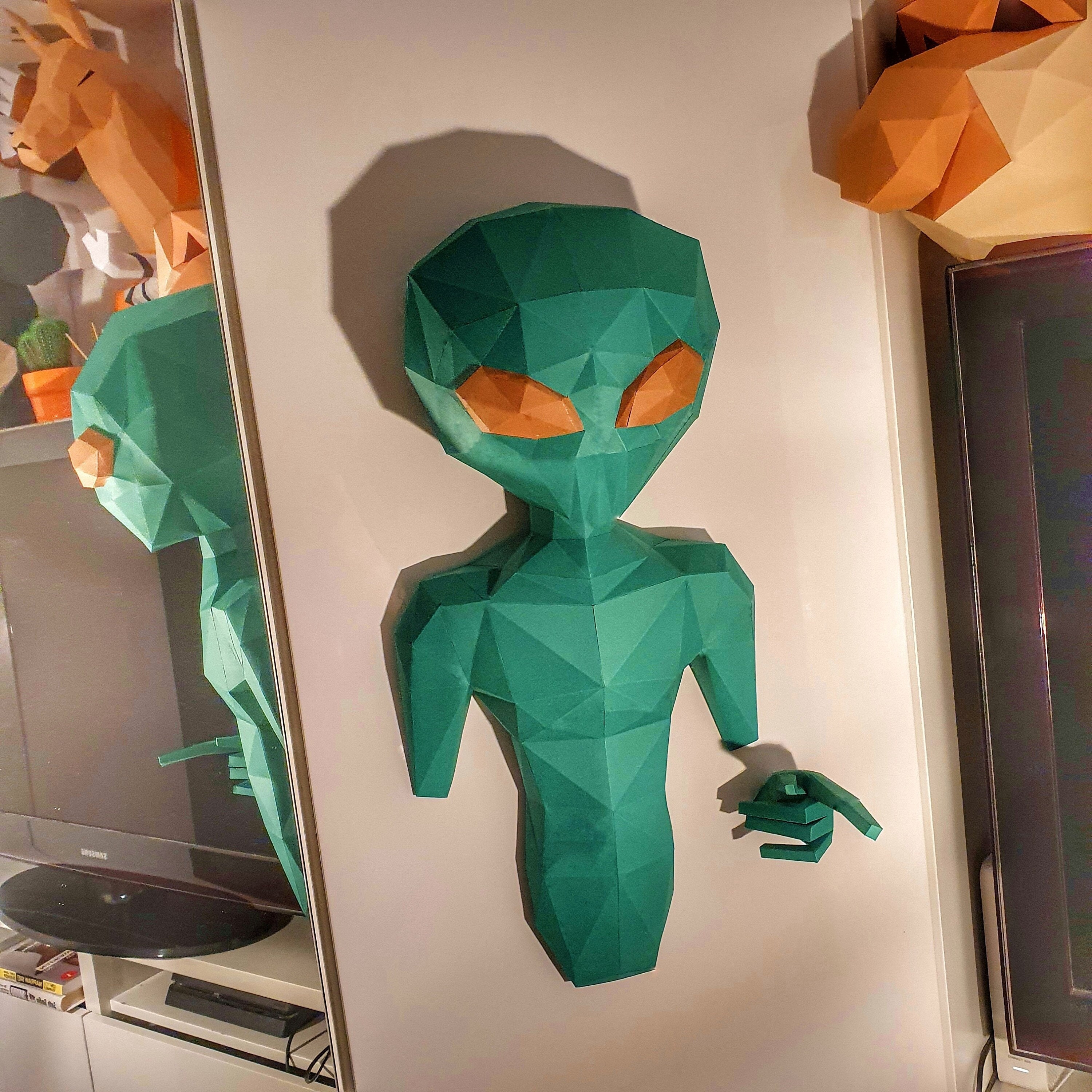 3D Paper Alien Trophy – DIY Geometric Sculpture (PDF Pattern) - Etsy