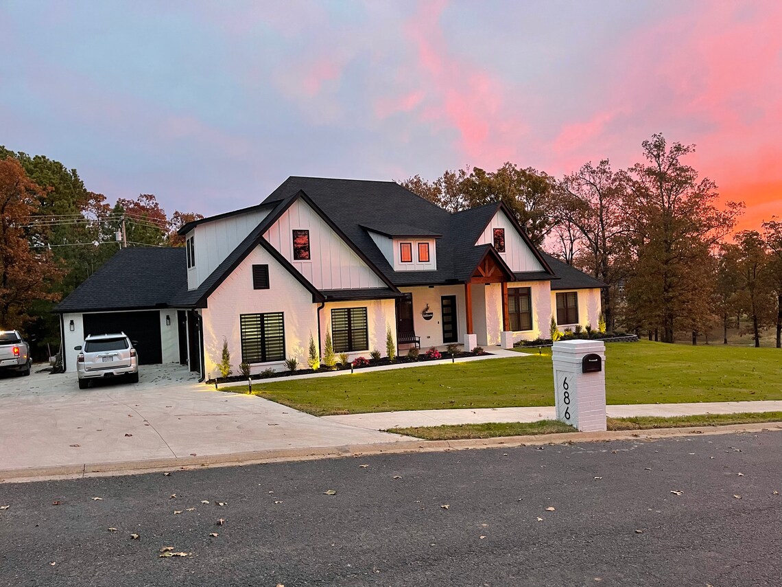 The Ridgeview House Plan- Modern Executive Farmhouse Style Home Plan ...