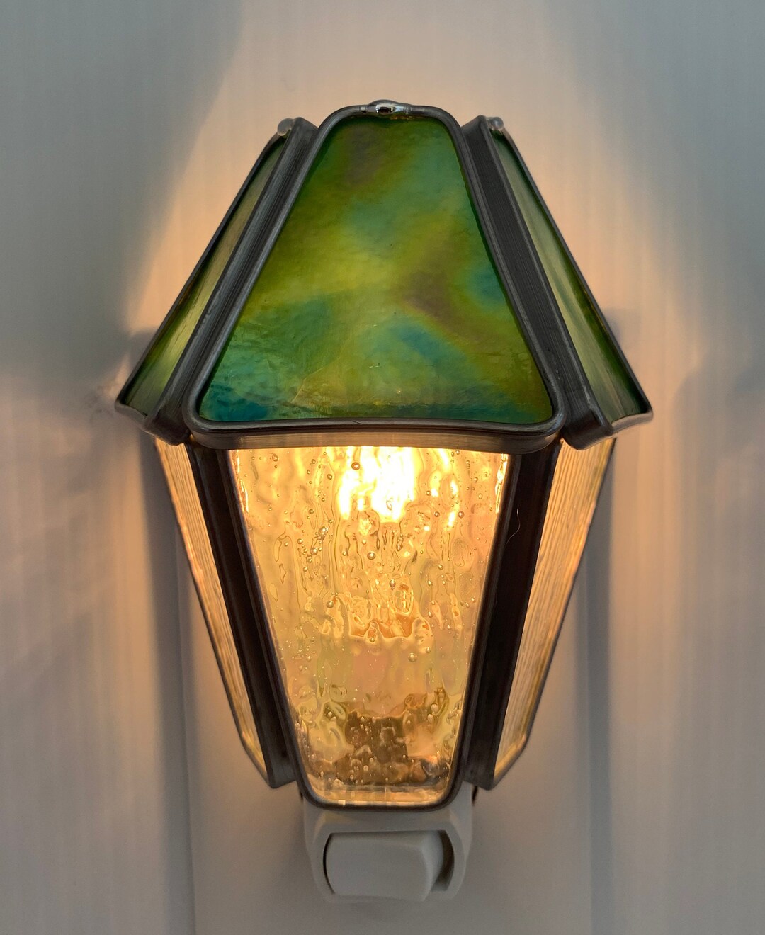 Lantern Style Stained Glass Nightlight in Emerald Mottle - Etsy