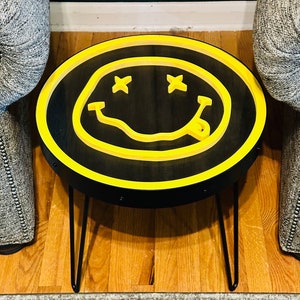 Nirvana Smiley Face Accent Table | Round Accent Table | Handcrafted ...