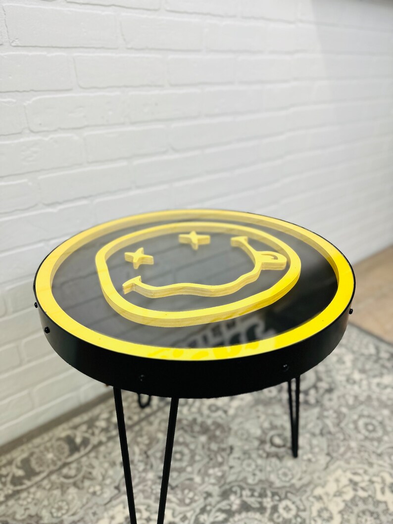 Nirvana Smiley Face Accent Table | Round Accent Table | Handcrafted ...