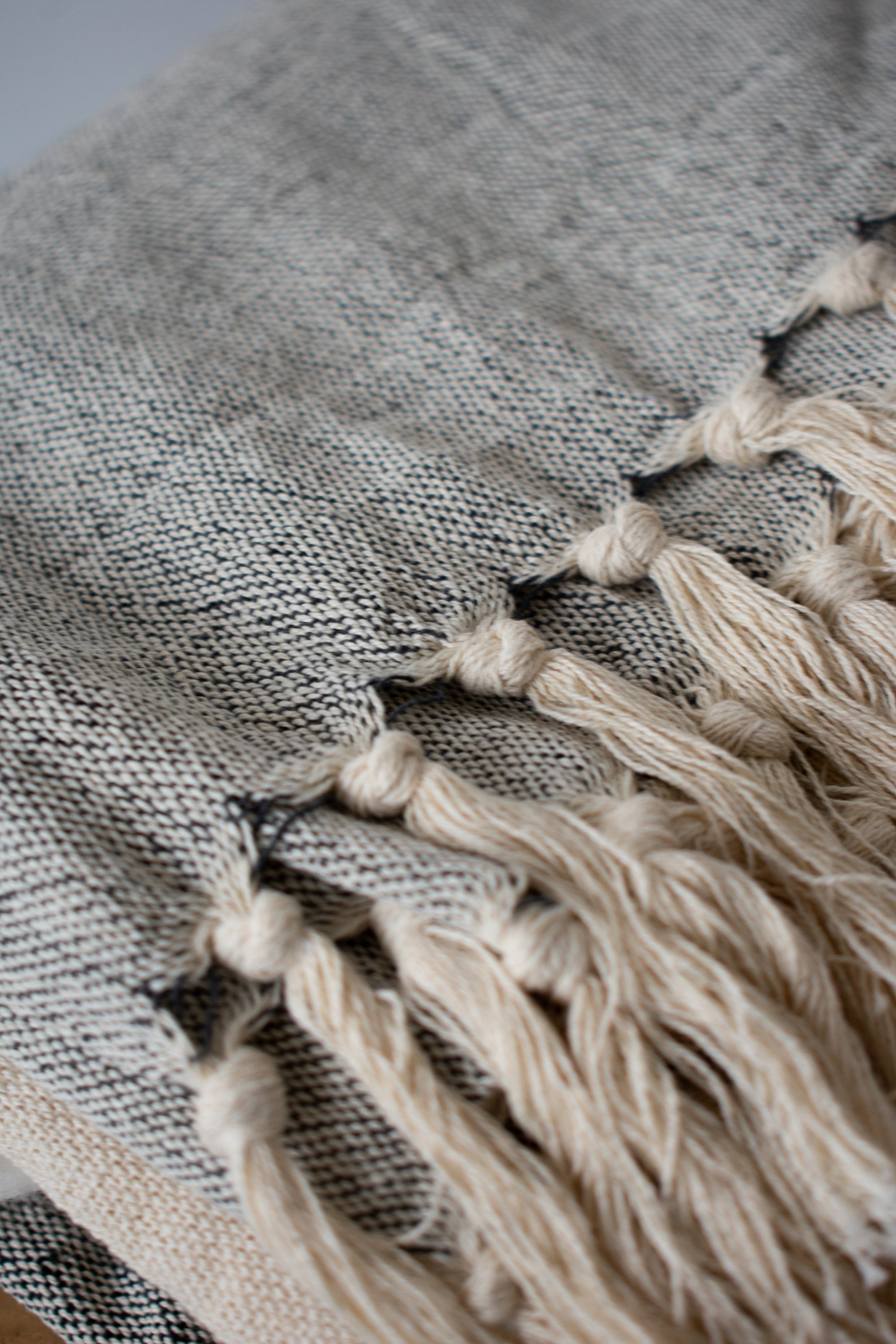 Tassel and Boucles Throw Blanket // Grey and Cream Throw - Etsy