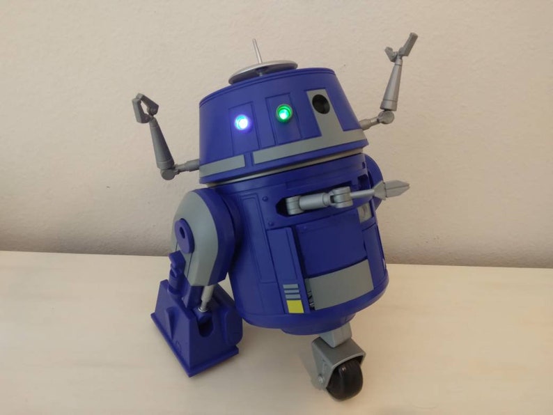 A Comprehensive Droid Builder's Guide : GalaxysEdge