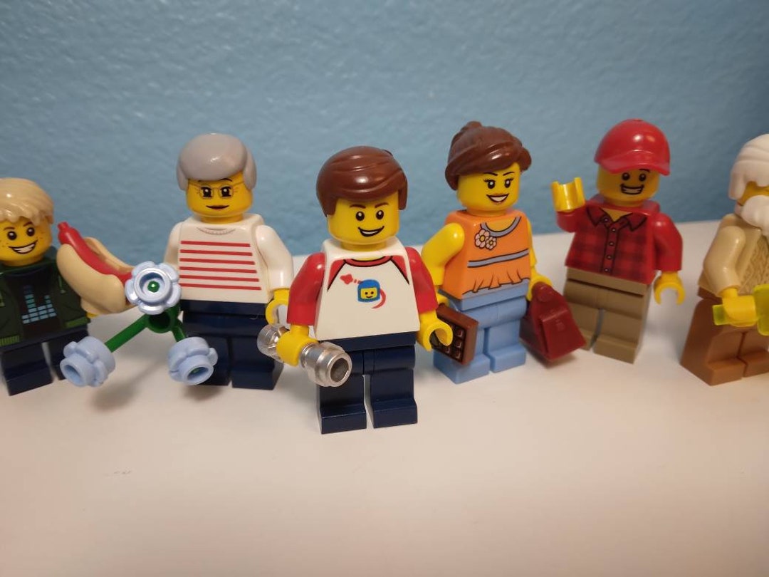 Minifig Me Custom LEGO Minifigures Based off of YOU - Etsy