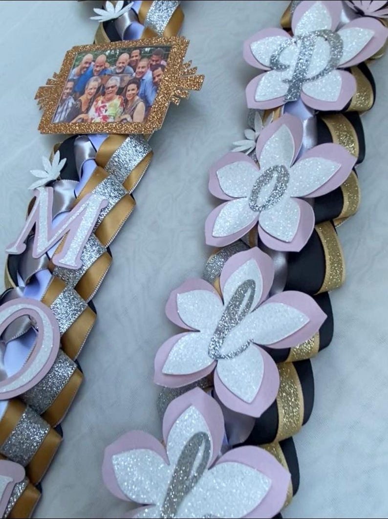 Custom Picture Lei - Etsy