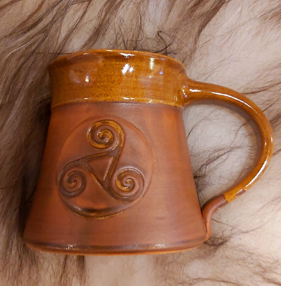 Triskele Mug Celtic Keltik Spiral Tankard 15oz Handmade Ceramic Pottery ...