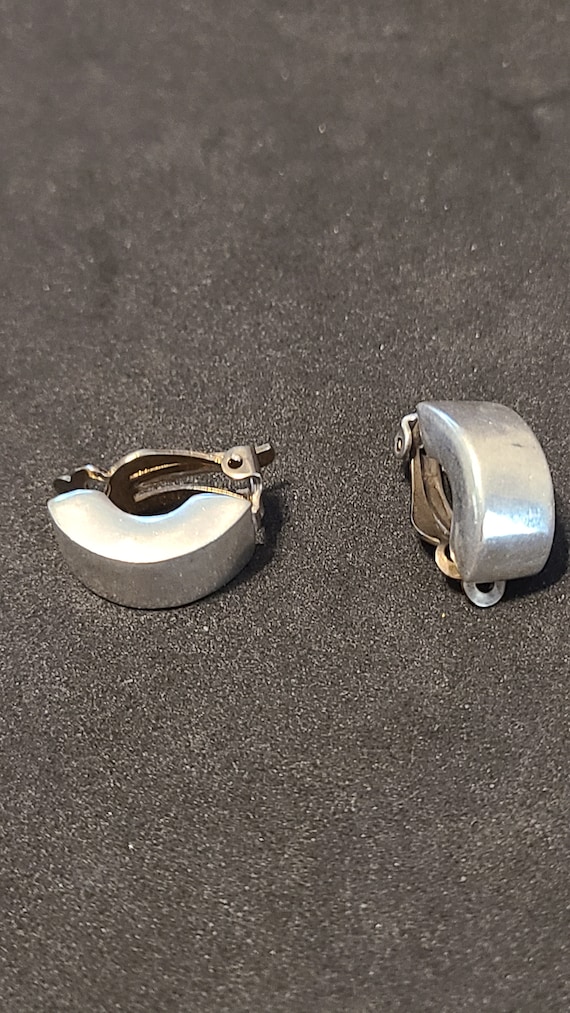 Bar clip on earrings - Gem