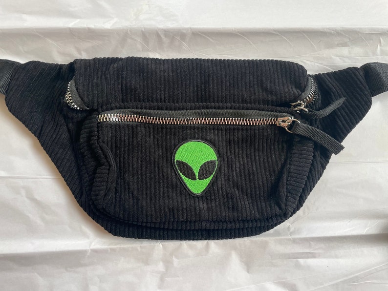 Kynd Bags green Alien Fanny Pack Rollerskate Skate - Etsy