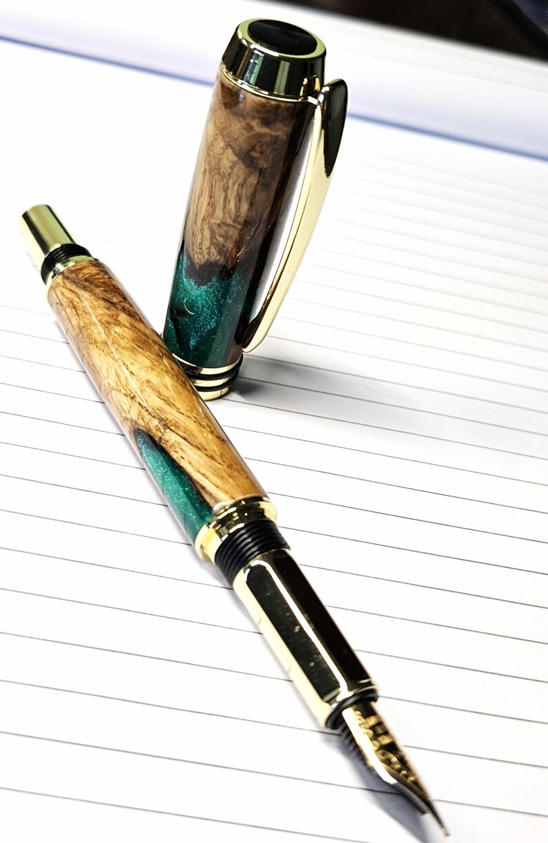 Maine Oak Burl With Green Flash Fountain Pen - Custom Pen, Handmade Pen ...