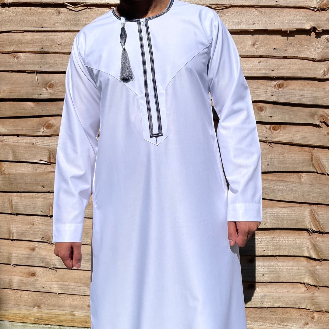 Mens White Tassel Embroidered Thobe Islamic Jubba UAE Arab Qatar Saudi ...