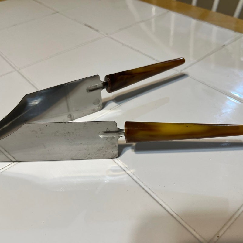 Bakelite Cake Cutter - Etsy