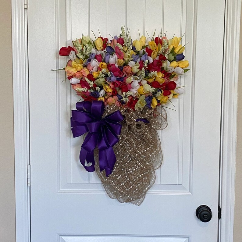Tulip Bouquet Wreath, Floral Wreath With Pom Pom Deco Mesh, Spring ...