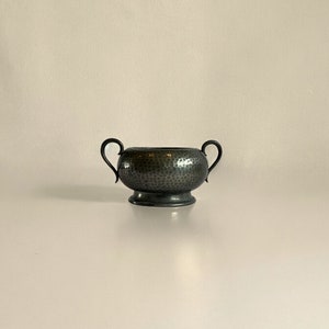 Antique English Pewter Vase Hammered Pewter Objet Knighthood Old ...