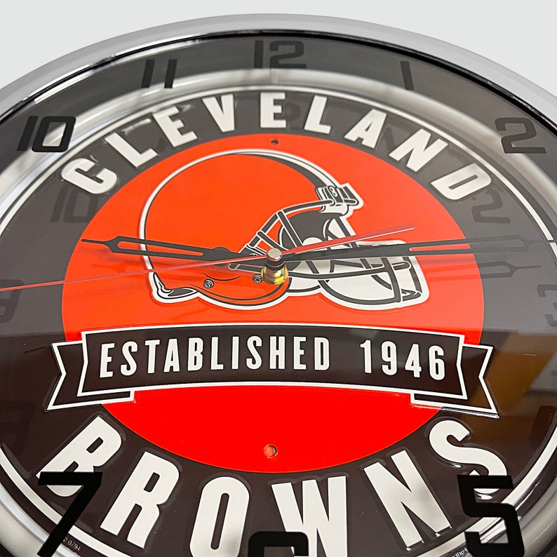 18" Cleveland Browns Metal Sign Designed White Neon Clock - SIGNBOX ...