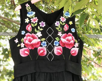 Linen Dress With Hand Embroidered Daisy Flower Pattern for - Etsy