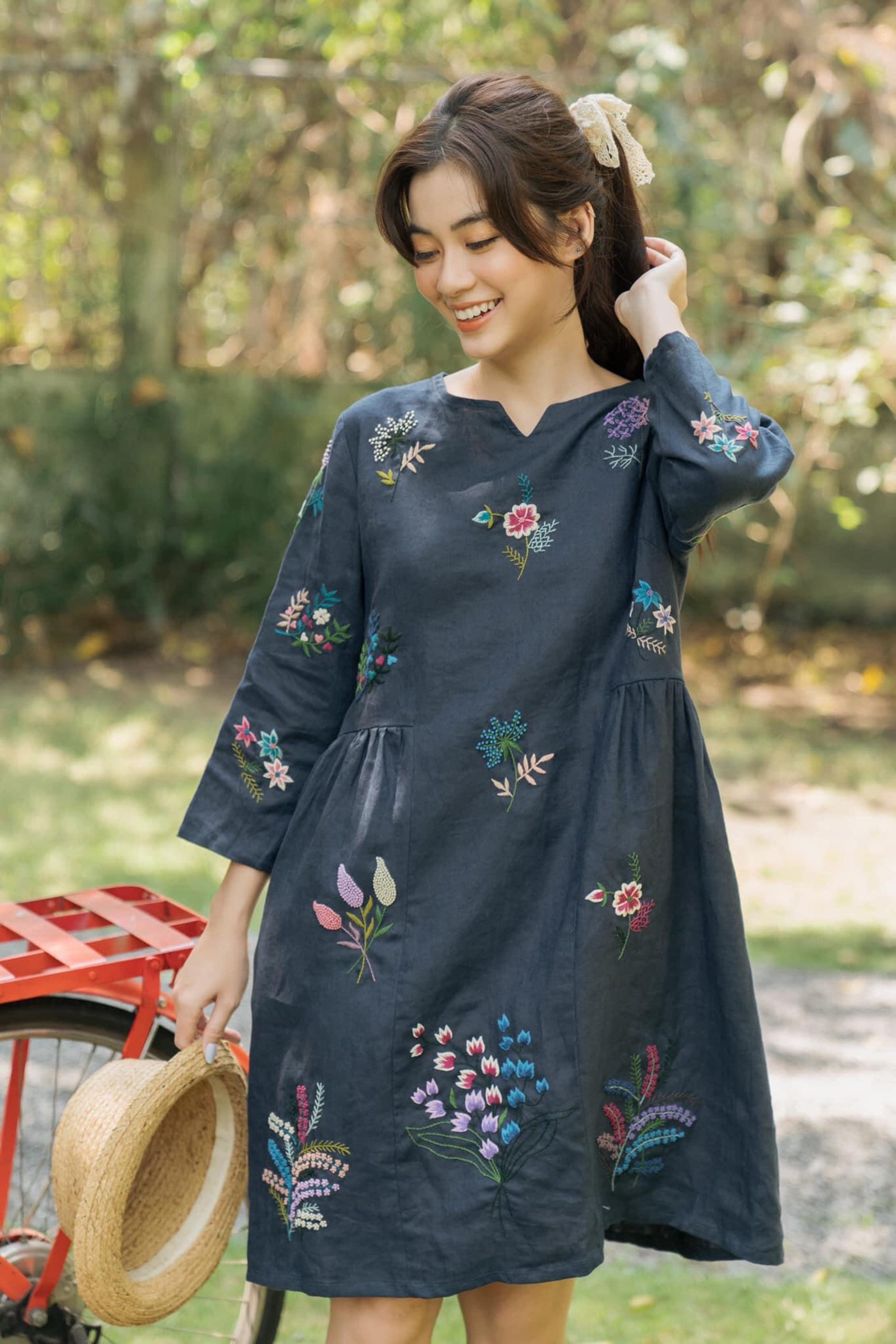 Linen Dress With Hand Embroidered Wild Flower Pattern, Linen Linen Dress With Hand Embroidered Wild Flower Pattern, Linen