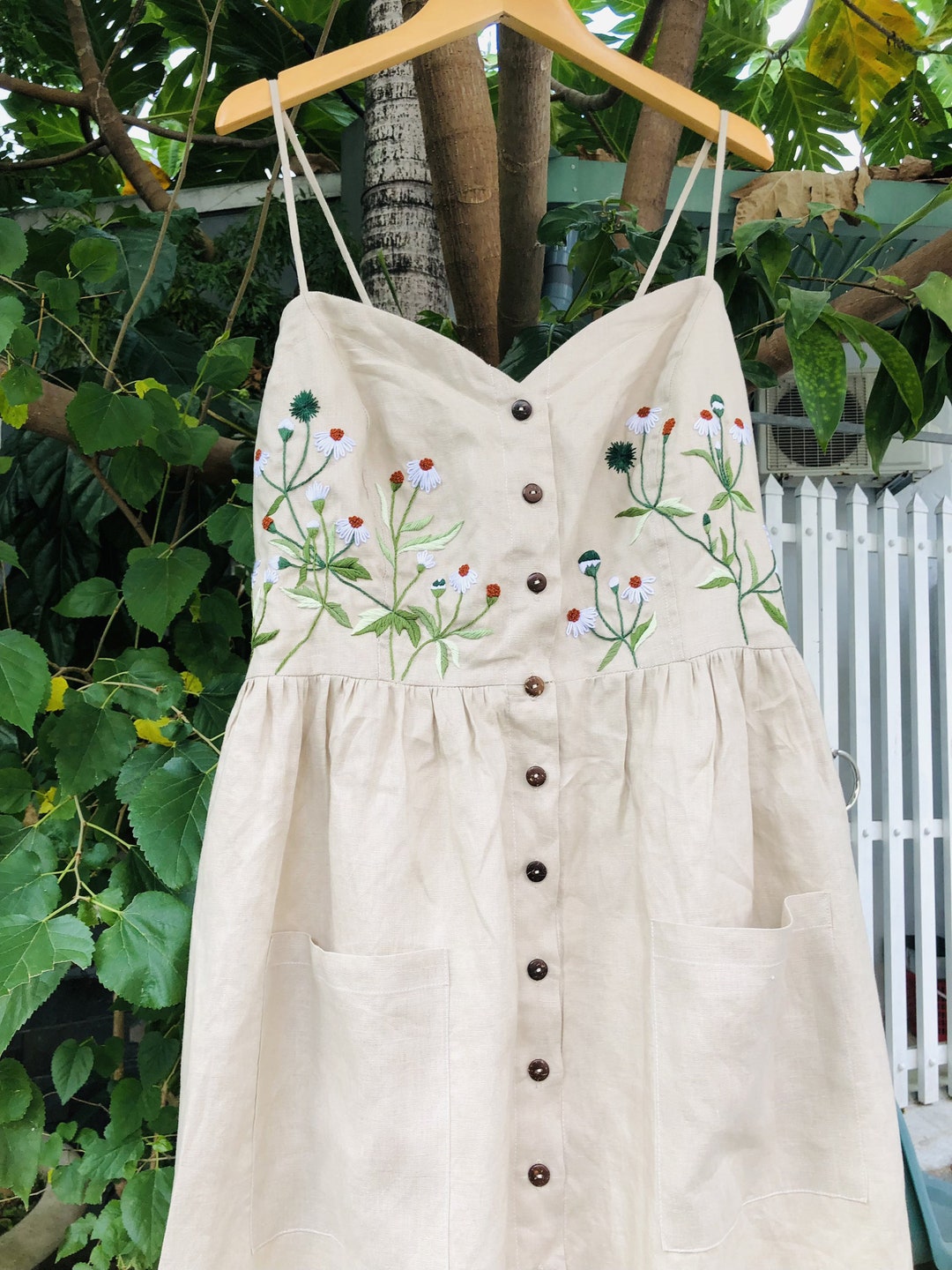Linen Dress With Hand Embroidered Daisy Flower Pattern for Women ...