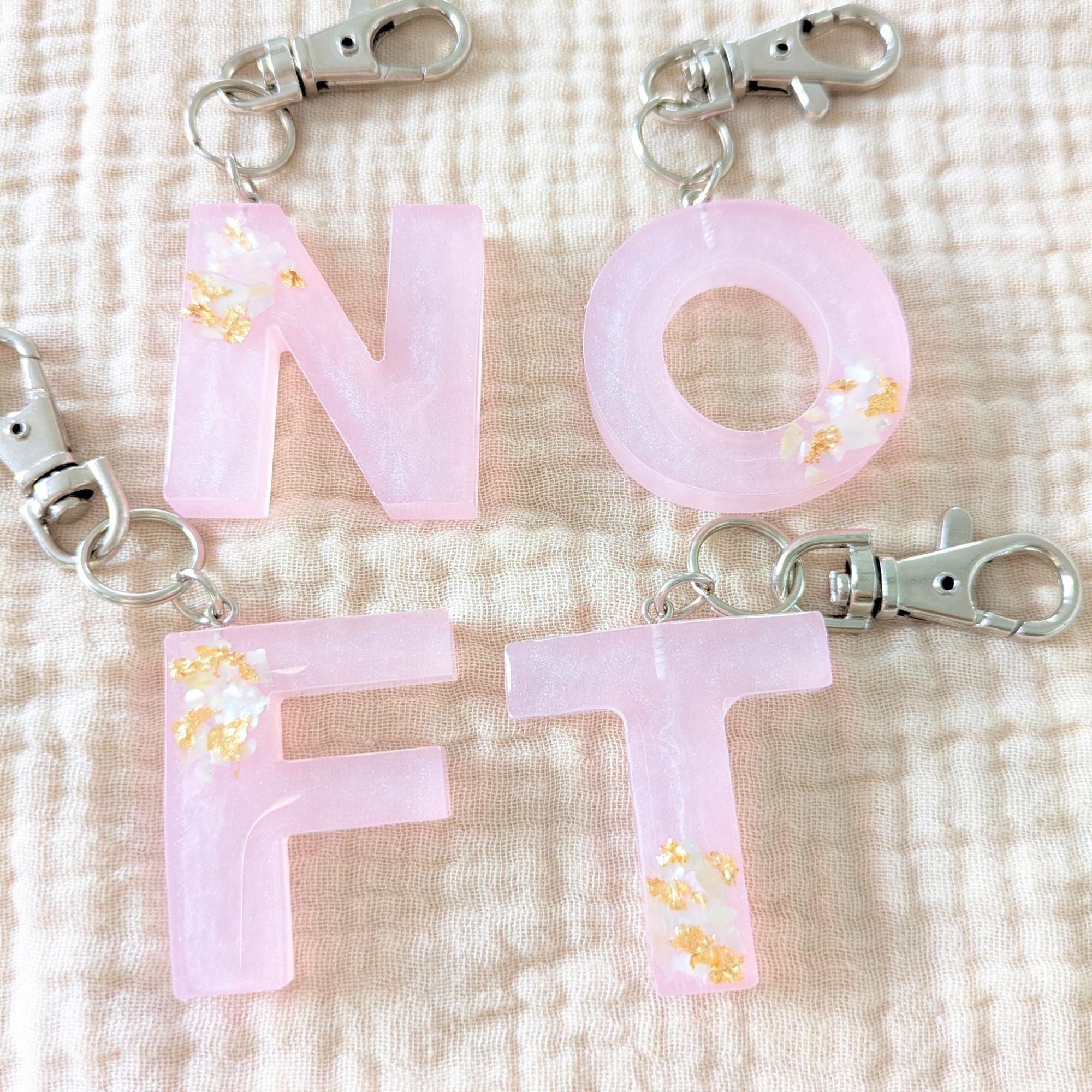 Resin Crush Shell Keyring / Simple Keychain/ Custom Keyring/ Letter ...