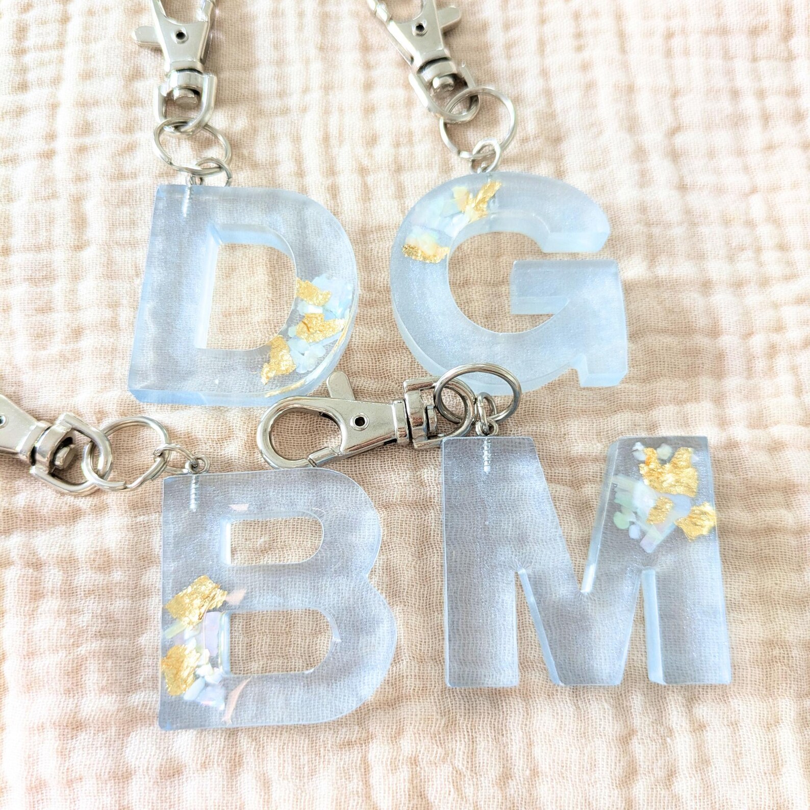 Resin Crush Shell Keyring / Simple Keychain/ Custom Keyring/ Letter ...