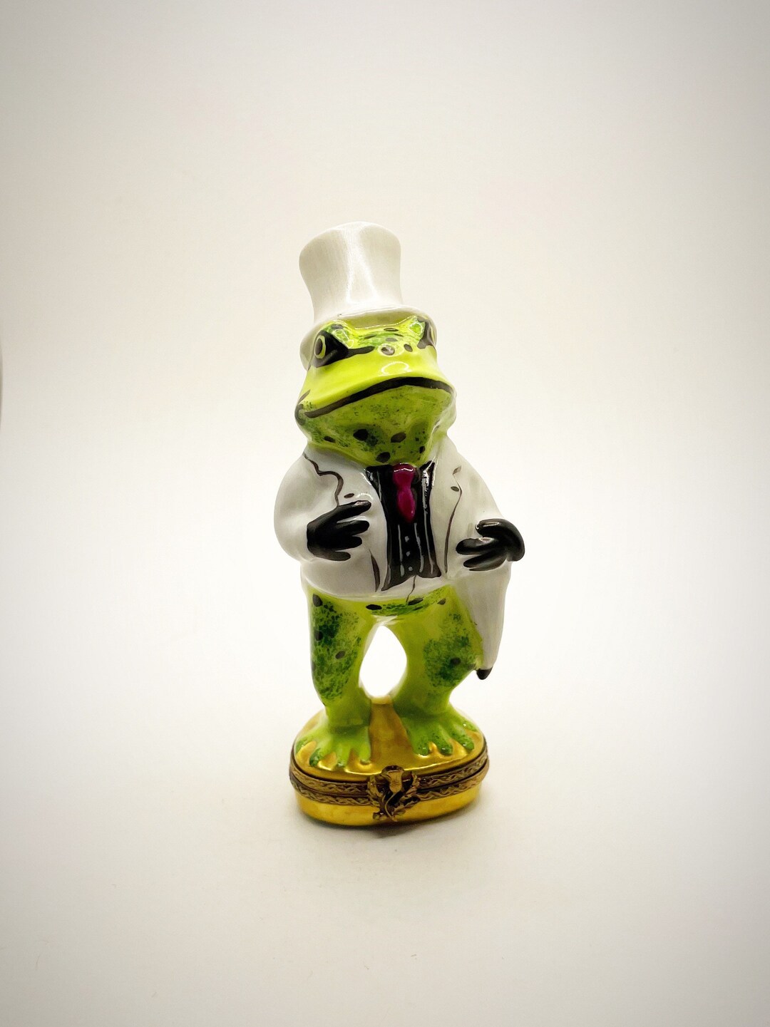 Dapper Frog in Tuxedo LIMOGES Peint Main Trinket Box - Etsy