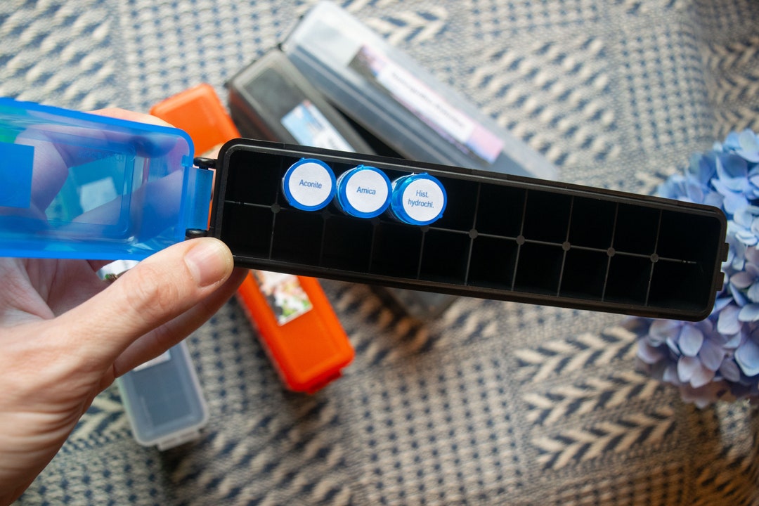 Homeopathy Starter Set in Blue/ Black | Travel Size Tube Storage Box ...