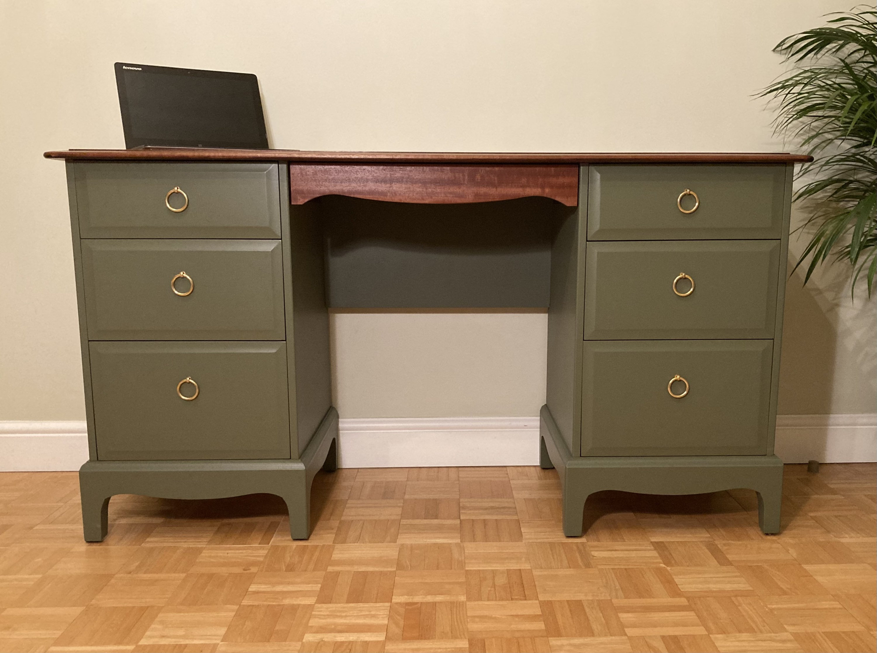 SOLD SOLD Rare Stag Minstrel Desk Dressing Table in Bayberry - Etsy UK