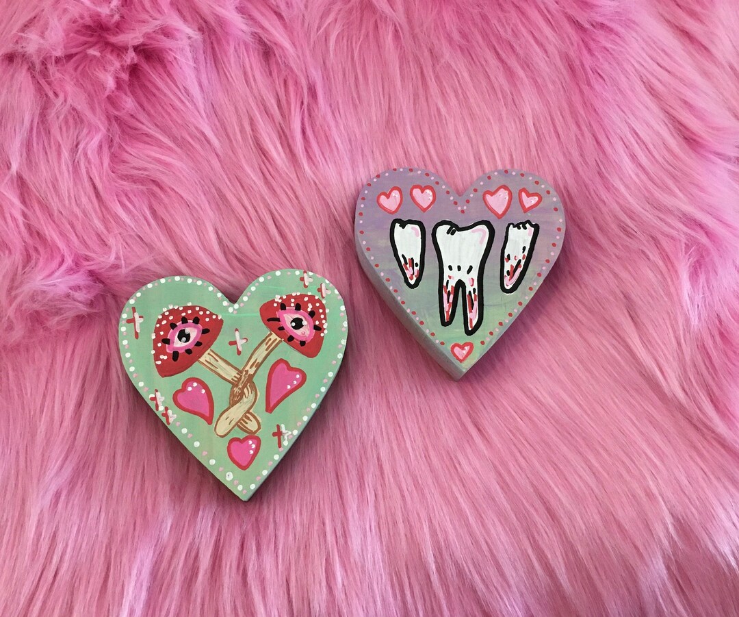 Weirdcore Surreal Mushroom Tooth Wooden Heart Wall Plaque - Etsy