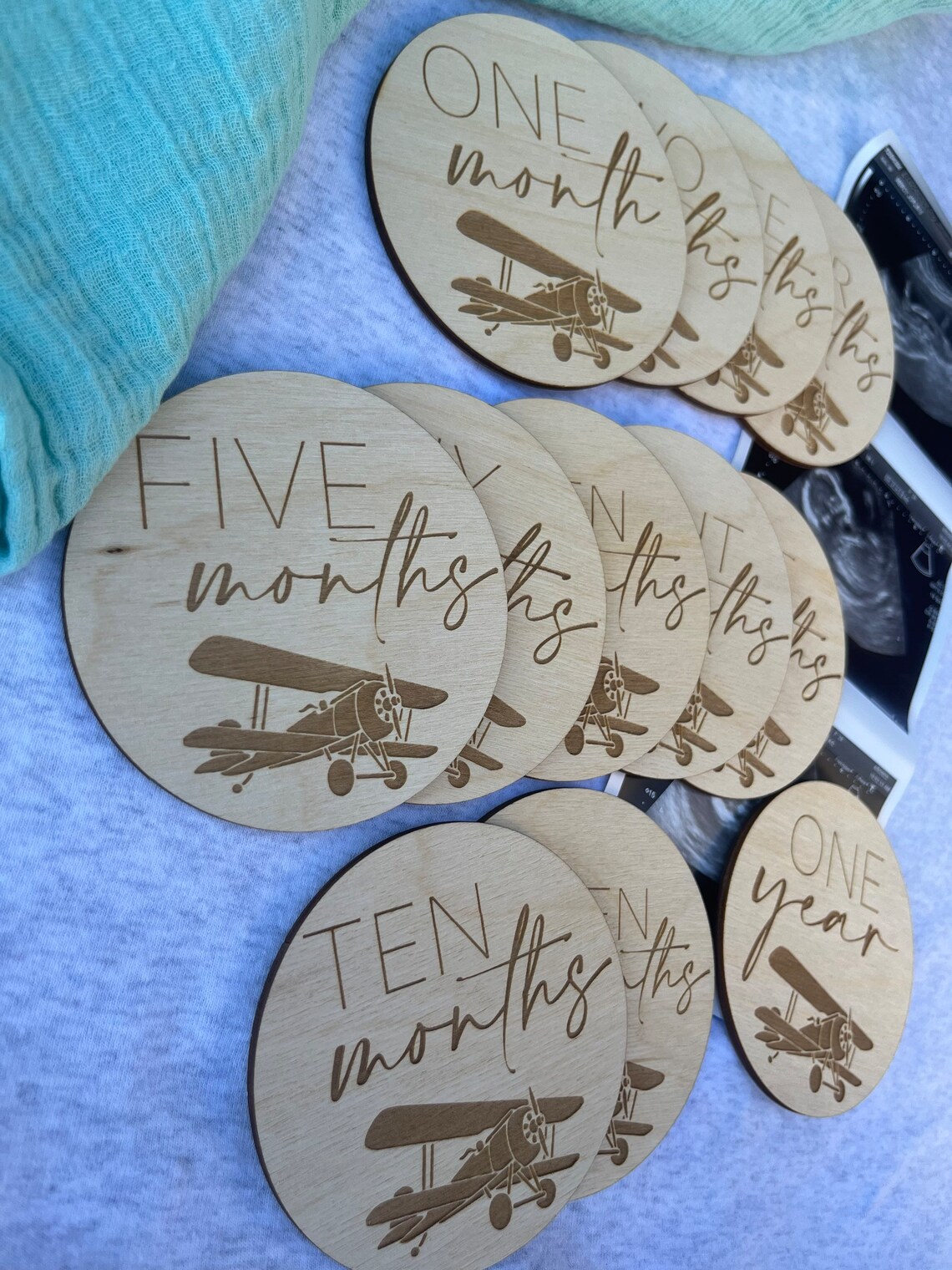 Airplane Milestones, Monthly Milestone Discs, Baby Monthly Signs, Baby ...