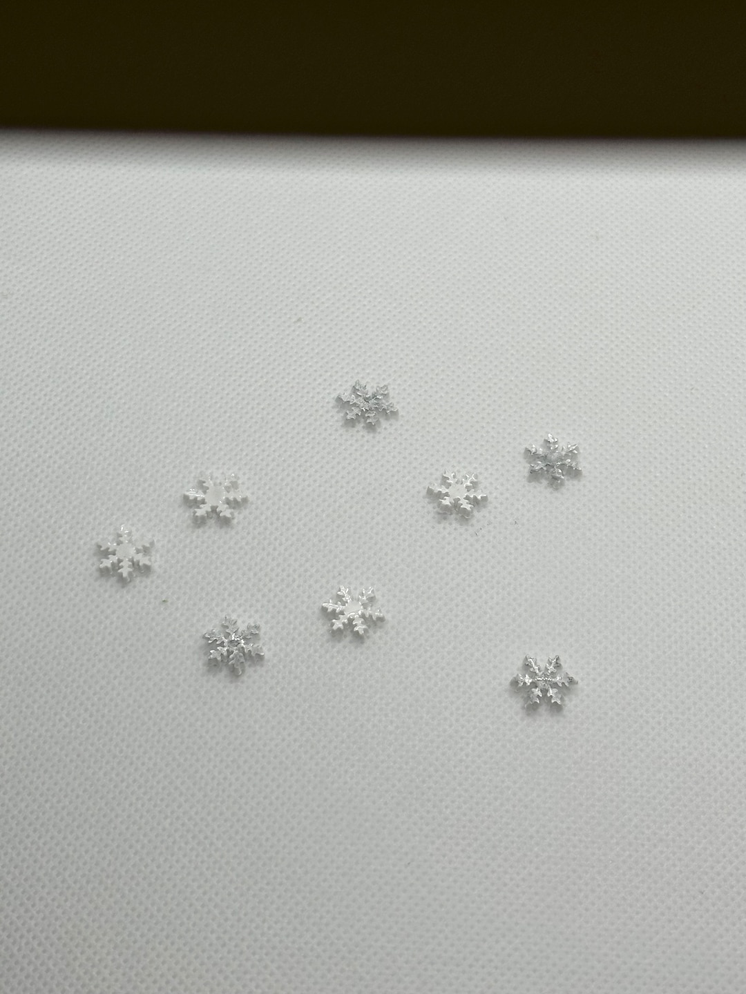 Snowflake Pins Filler Pins Miniature Handmade UV Resin Petals Shiny ...