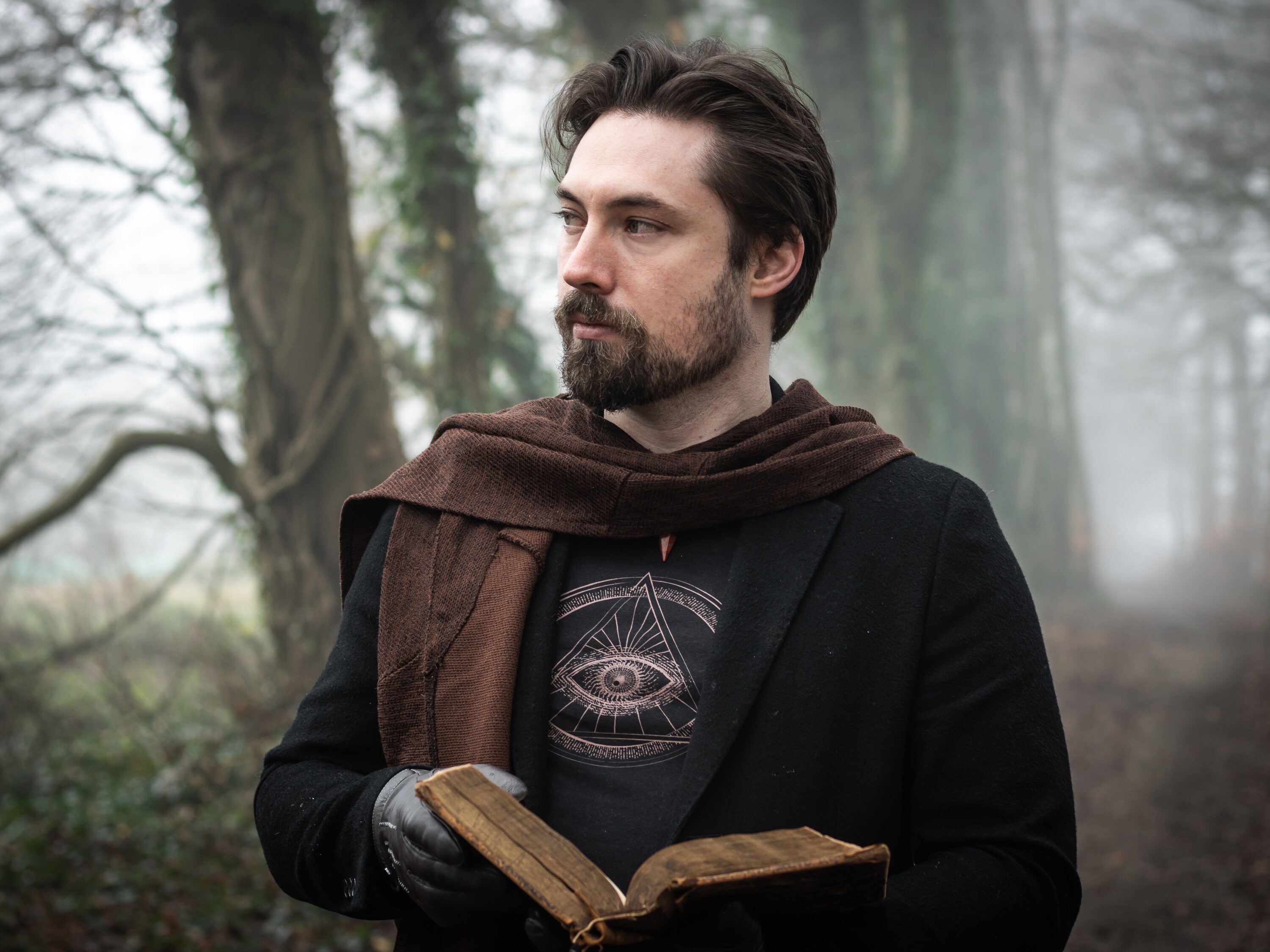 Arcanist's Shirt All-seeing Eye Black Unisex T-shirt - Etsy