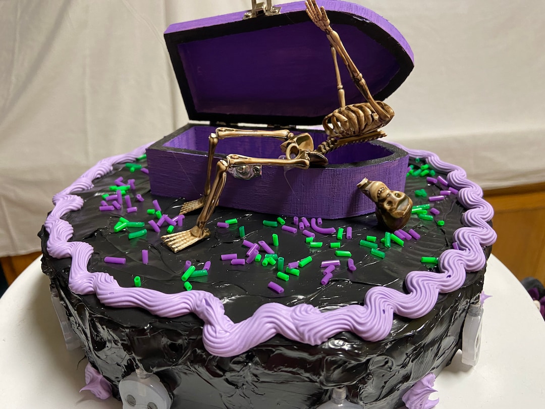 Halloween #2 Coffin Cake - Etsy
