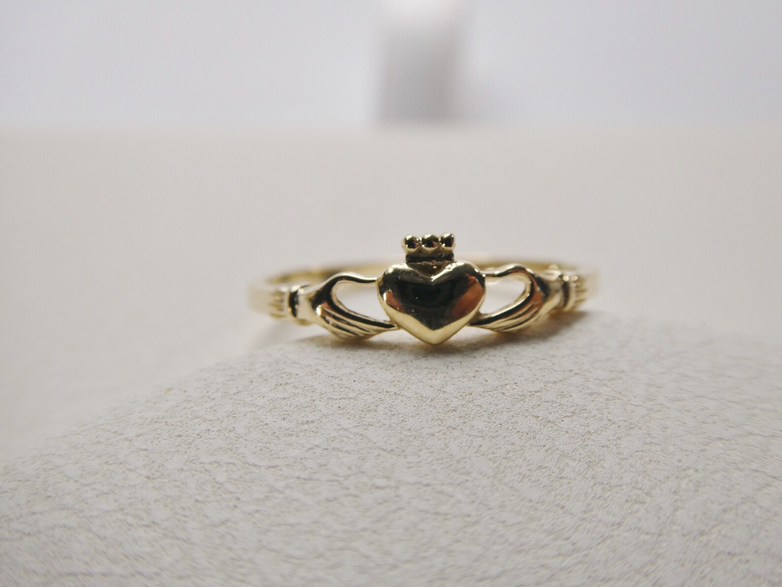 10k Solid Yellow Gold Women Girl Claddagh Ring - Etsy