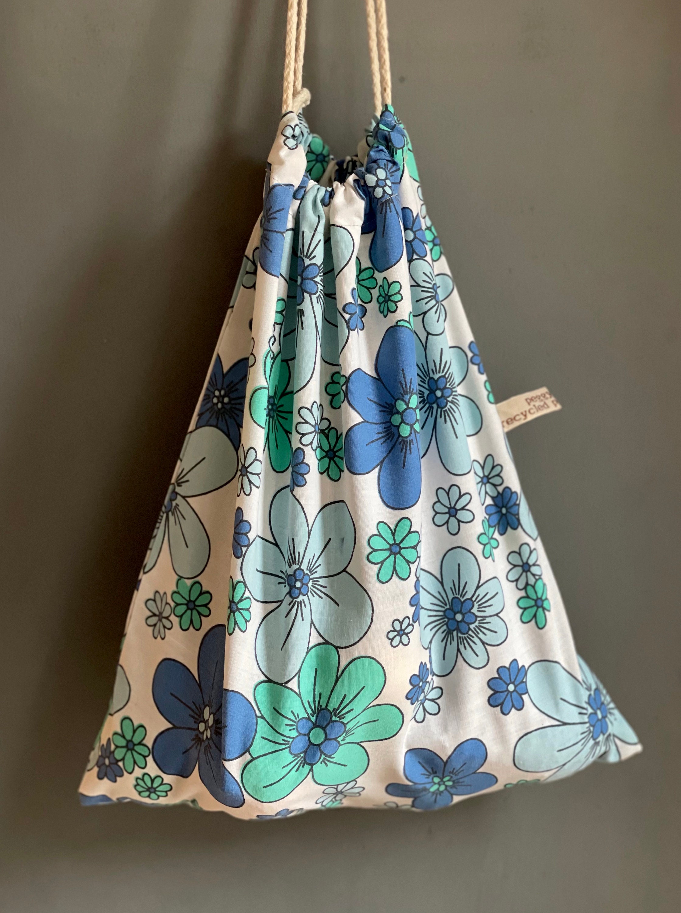 Retro print fabric drawstring produce bag blue floral - Etsy.de