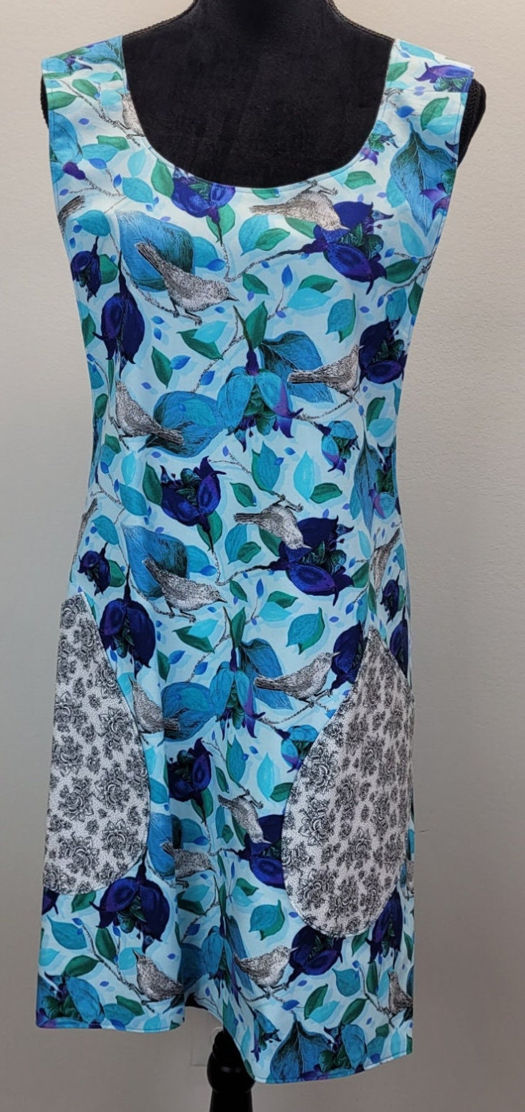 Women's Reversible Apron - Crossback Style - No Ties - 2 Aprons in 1 ...