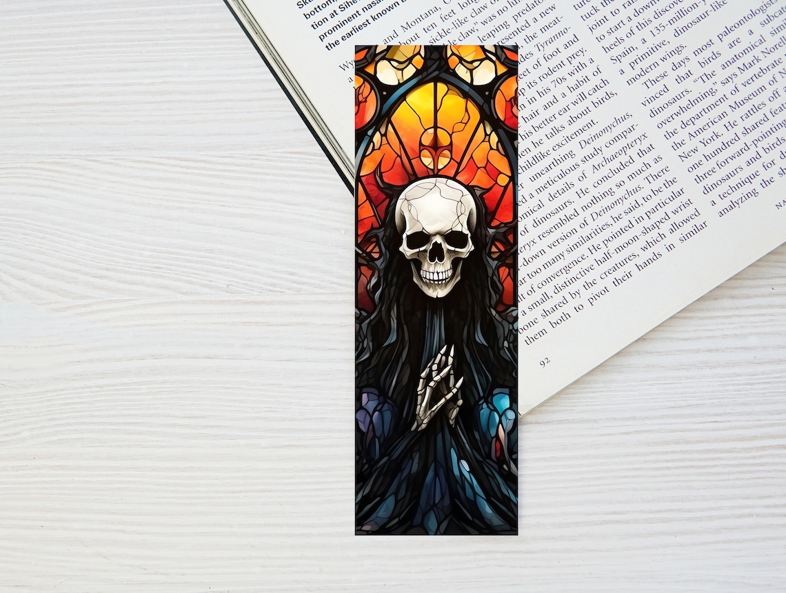 Printable Gothic Skull Bookmarks 4 Bookmark Set Halloween Bookmark Page ...