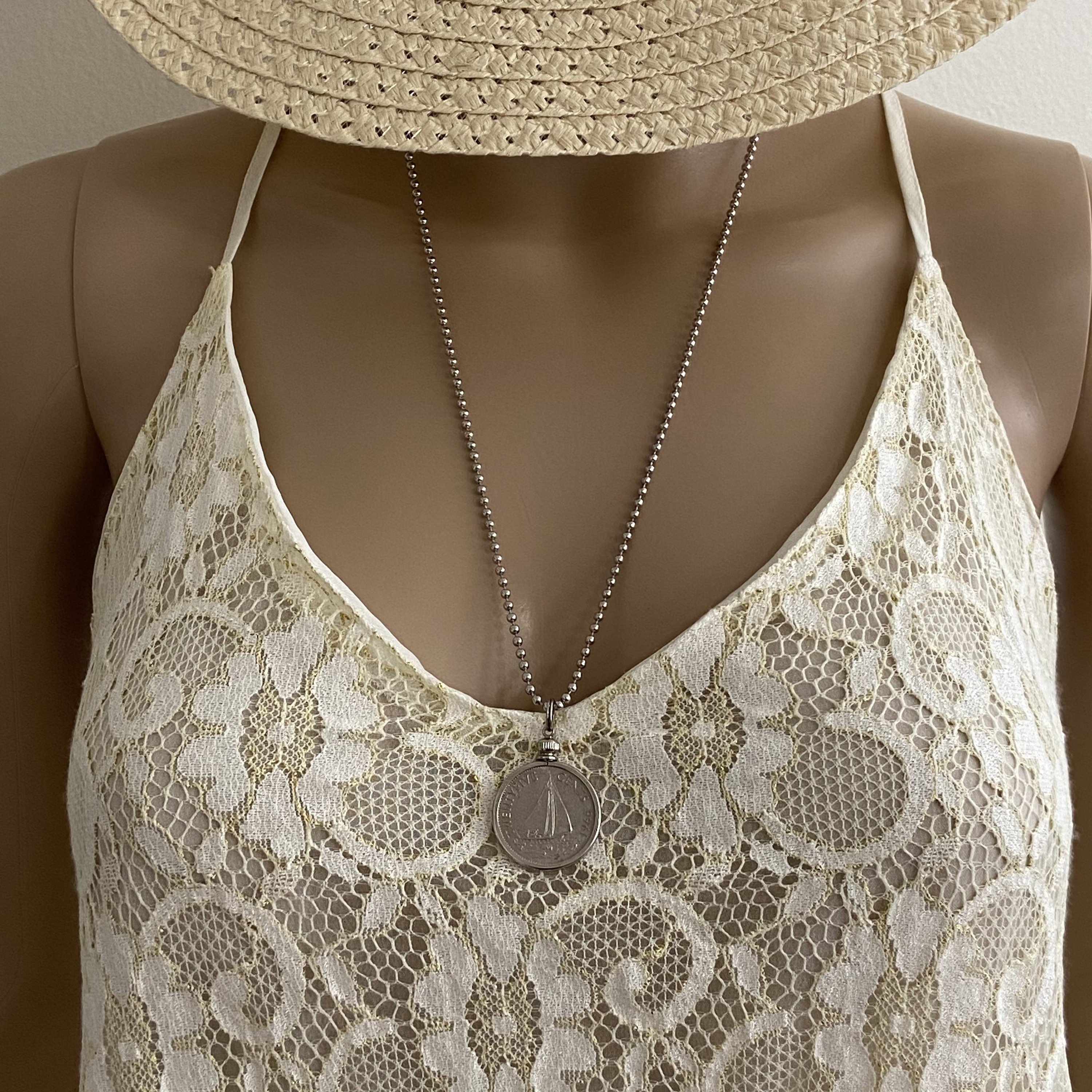 Bahamas 25 Cent Sailboat Coin Pendant Necklace Bahamian Souvenir 2015 ...