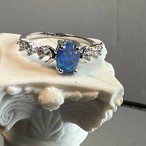 Celestial Moon Phase Fire Opal Ring - Blue or White - Sizes 7 and 8 - Etsy