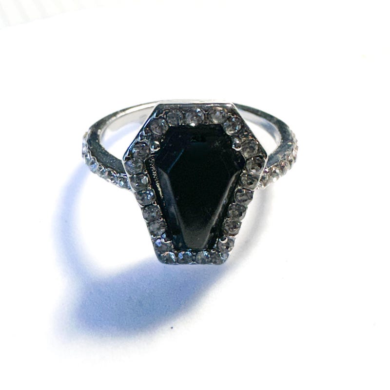 Coffin Ring Large Stone - Etsy