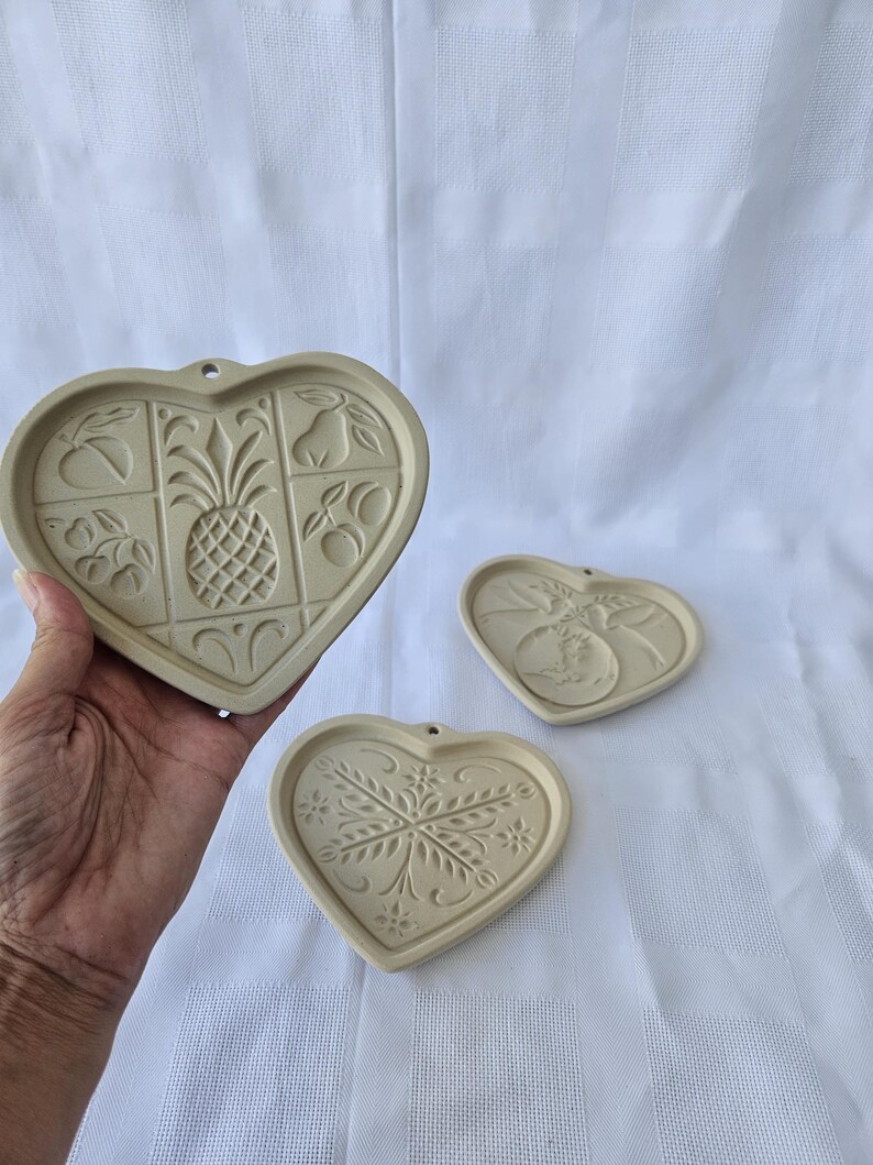 Pampered Chef Vintage Heart Shaped Stoneware Cookie Molds ~ Choice of 3 ...