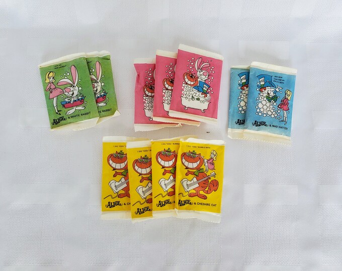 Vintage 1966 Alice in Wonderland Bubble Bath Packets ~ Mad Hatter ...