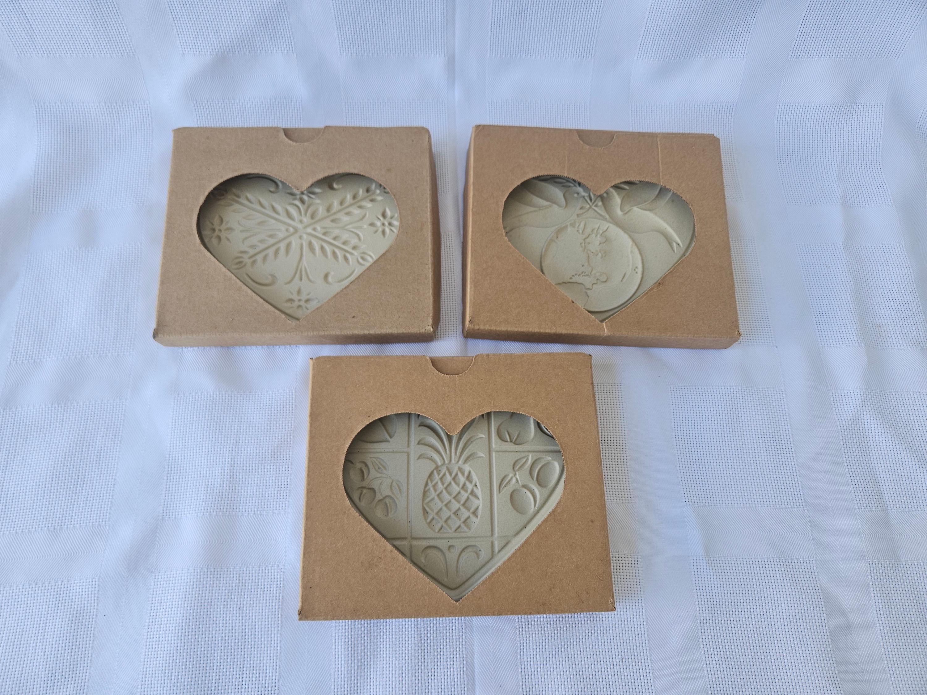 Pampered Chef Vintage Heart Shaped Stoneware Cookie Molds ~ Choice of 3 ...
