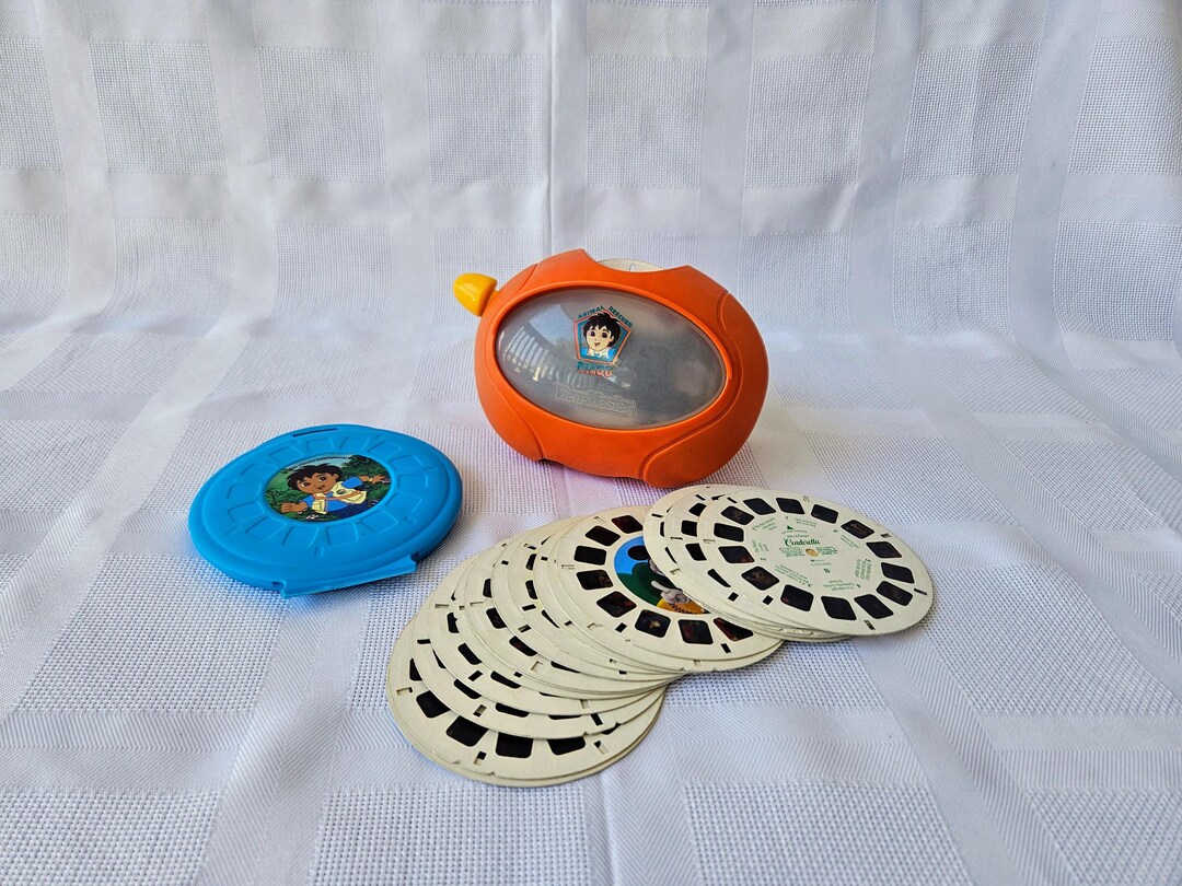 Vintage 1998 Go Diego Go Viewfinder With Lot of Slides ~ Vintage 90s ...