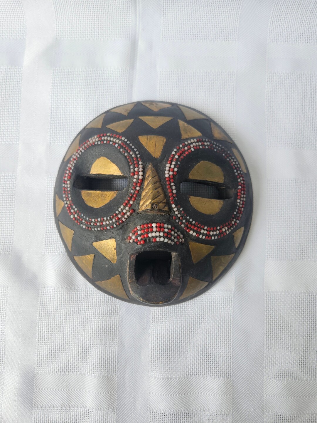 Vintage Wood African Mask Hand Carved Wood Mask Beaded Round Wood ...