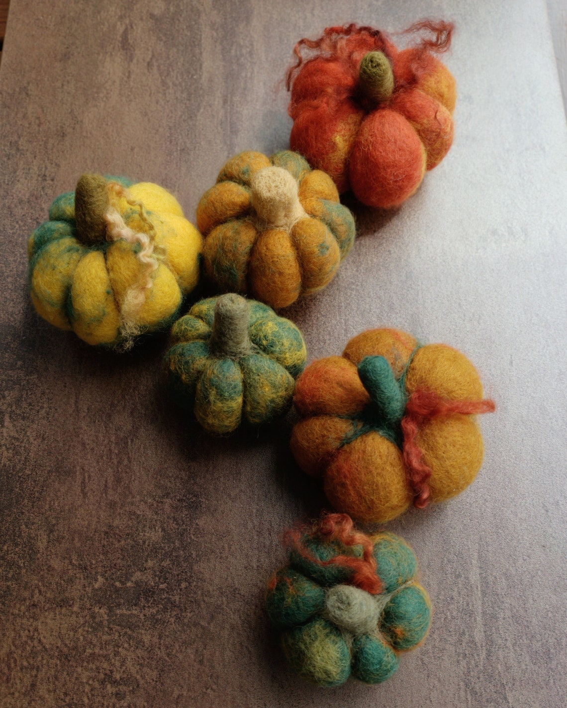 Pumpkin Felting Kit for Beginners - Needle Felted Pumpkin Kit With ...