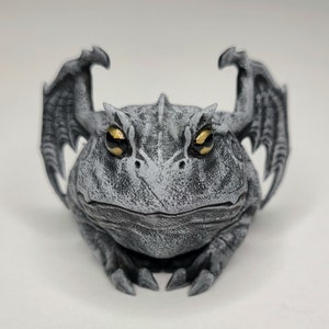 Frogoyle Gargoyle Pacman Frog Figure - Hand Painted Resin Frog - Etsy