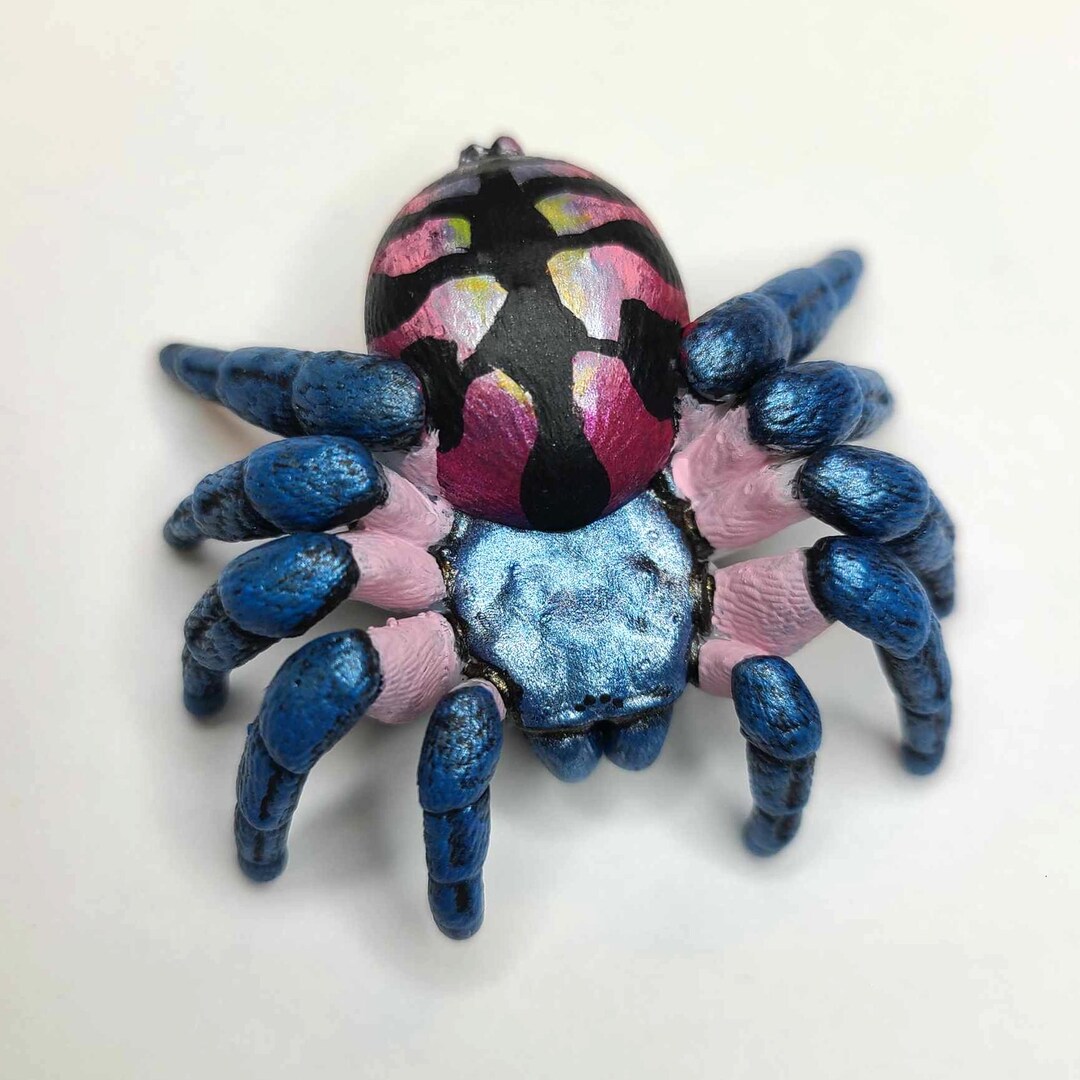 Brazilian Jewel Tarantula-typhochlaena Seladonia - Hand Painted Resin ...