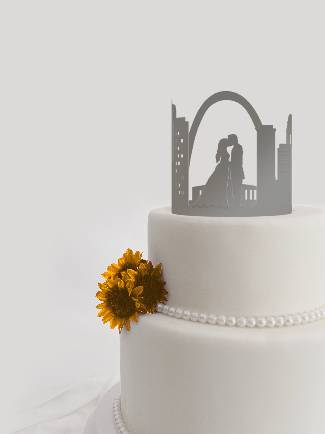 Custom Acrylic City Skyline With Bride and Groom Wedding Cake Topper ...