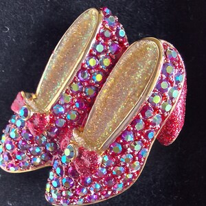 Kirks Folly Wizard of Oz Dorothy Ruby Slippers Brooch Pin Boxed RARE ...